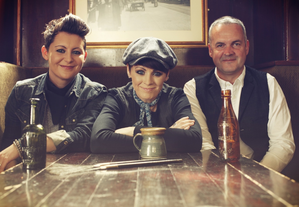 The Chaplins Return To Kinross - Mundell Music