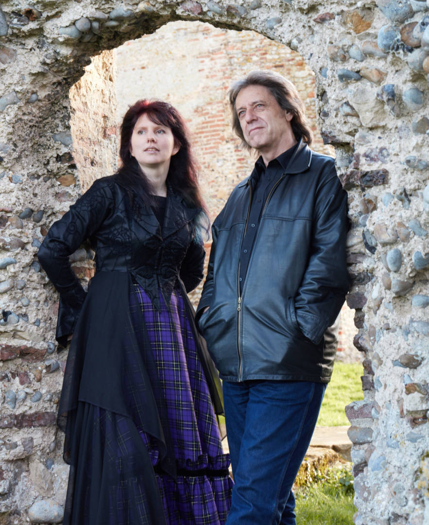 David Wright & Carys Play Backstage Kinross - Mundell Music