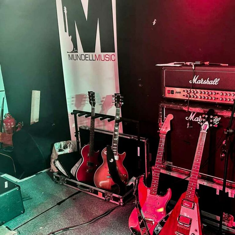 Mundell Music, Live Music In Kinross Scotland Music Venue Backstage